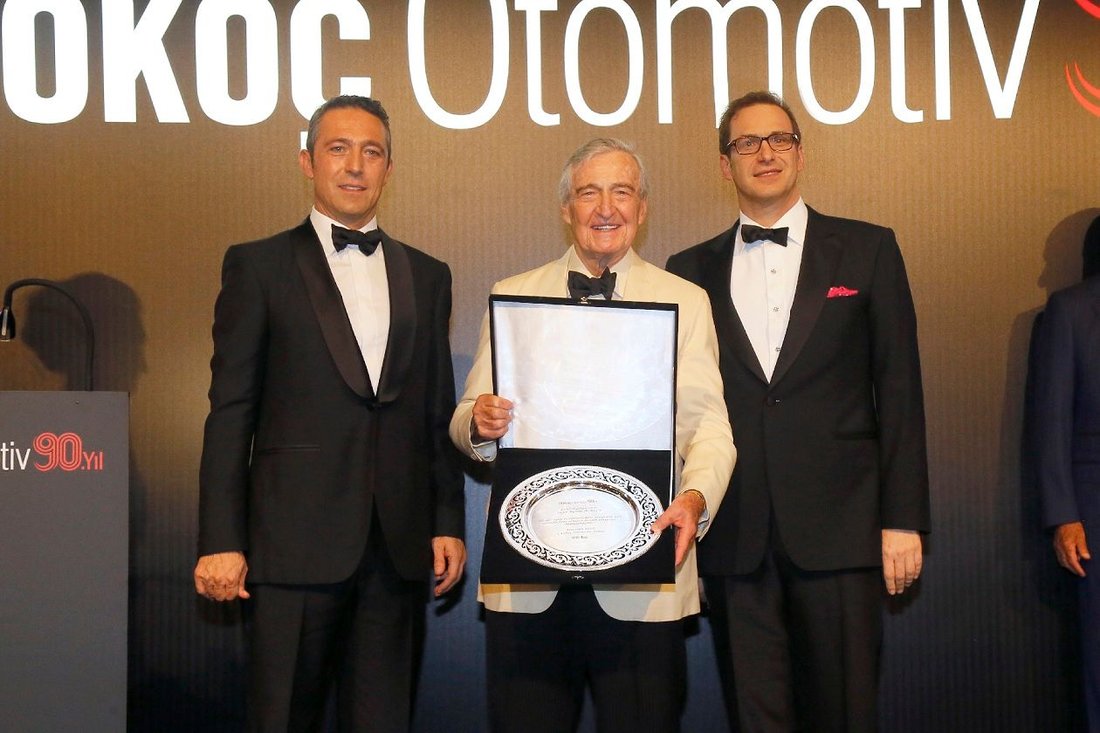 OtoKoç Otomotiv 90 yaşında - Auto World Dergisi